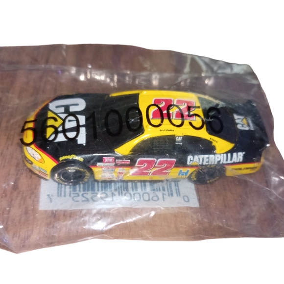 Nascar | Toys | Hot Wheels Nascar 22 Ward Burton Dodge Intrepid Cat ...